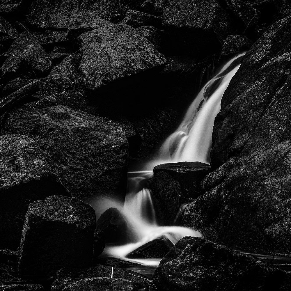 On the Rocks Grayscale Wall Mural